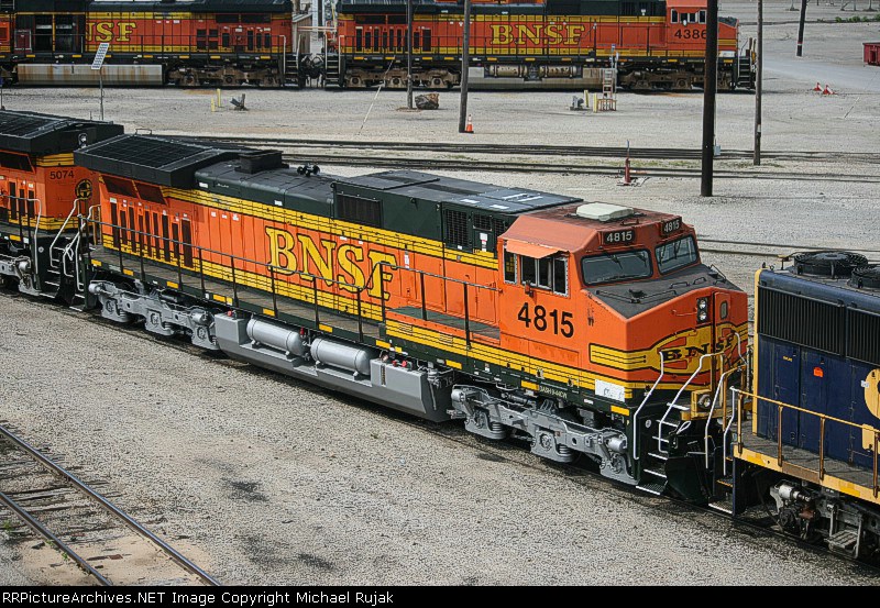BNSF 4815